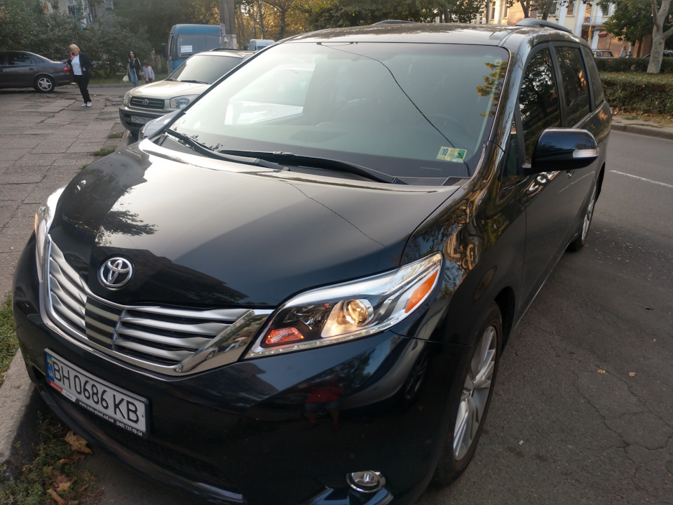 Смена фар головного света — Toyota Sienna (3G), 3,5 л, 2017 года ...