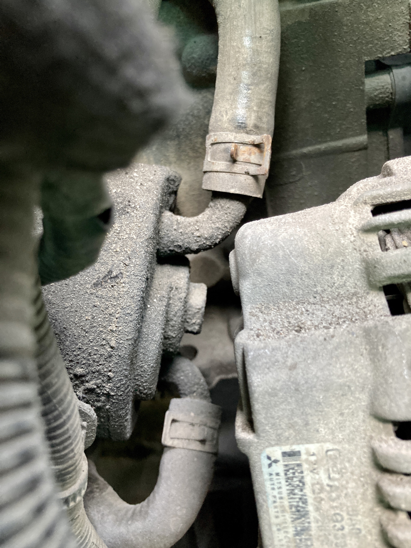 Замена охлаждающей жидкости TOTACHI 2023 — Mitsubishi L200 (4G), 2,5 л ...