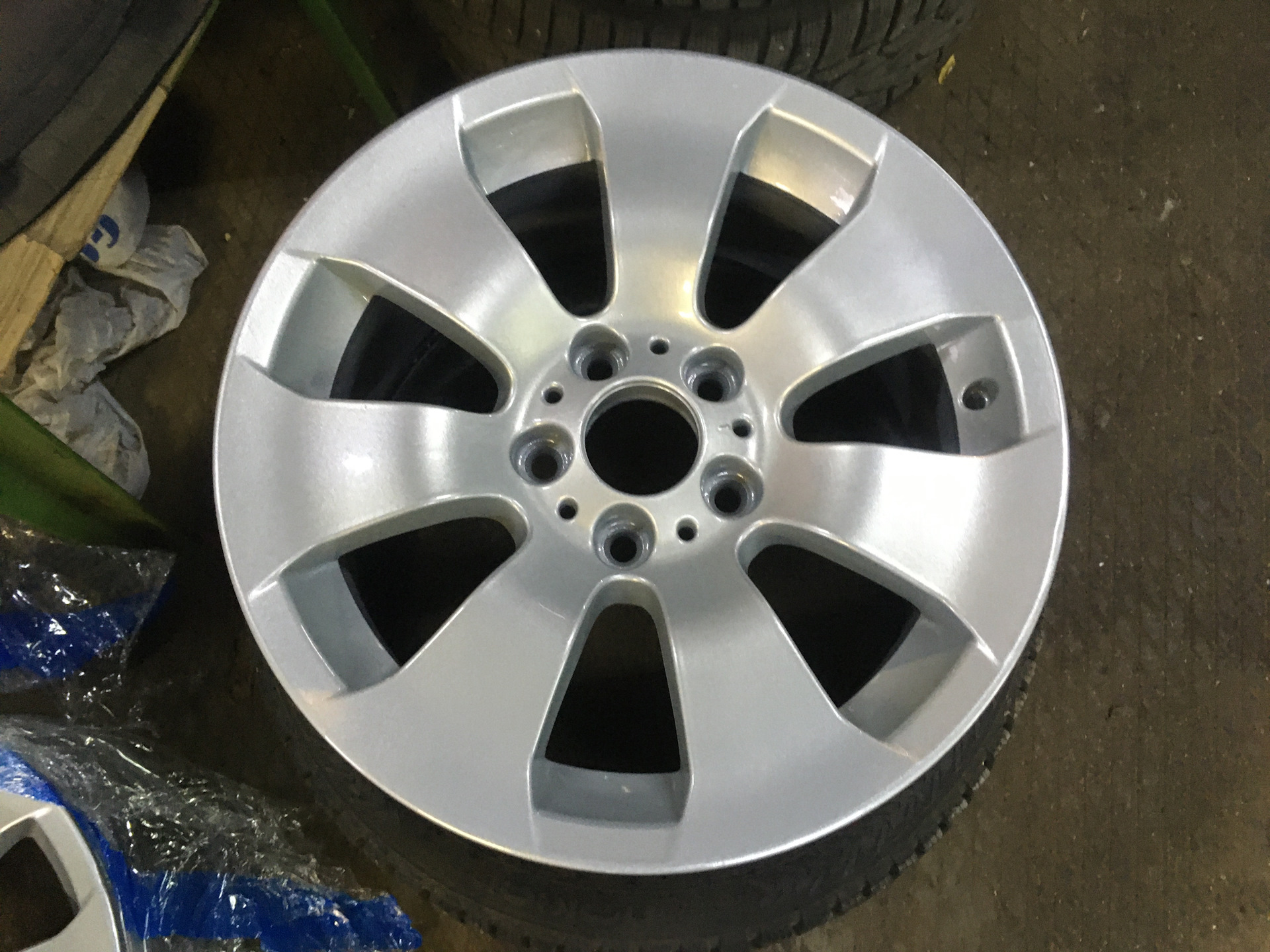 Ремонт оригинальных дисков стиль 158 — BMW 3 series (E90), 2,5 л, 2005 ...