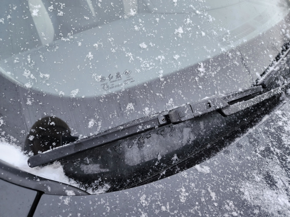 Зимние дворники — Hongqi HS5, 2 л, 2023 года | расходники | DRIVE2