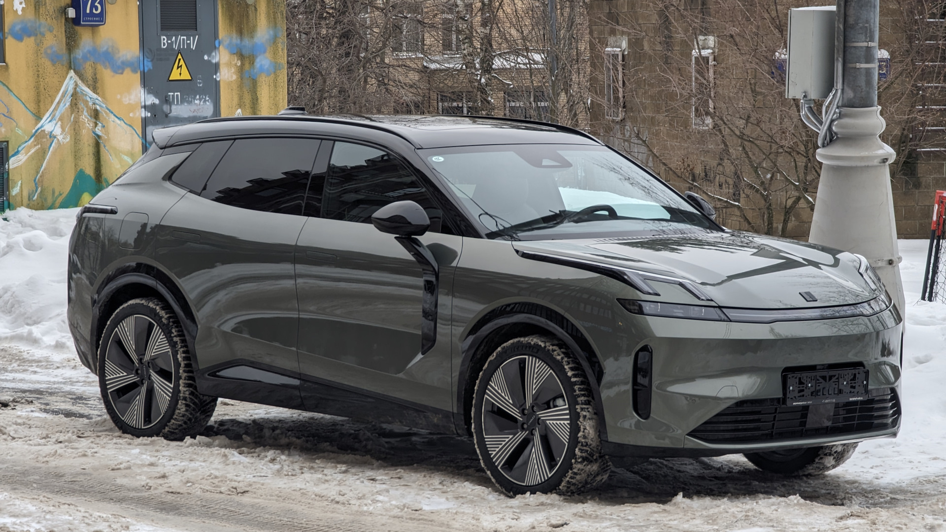 Lynk & Co 08 1.5 гибридный (Plug-in) 2023 | на DRIVE2