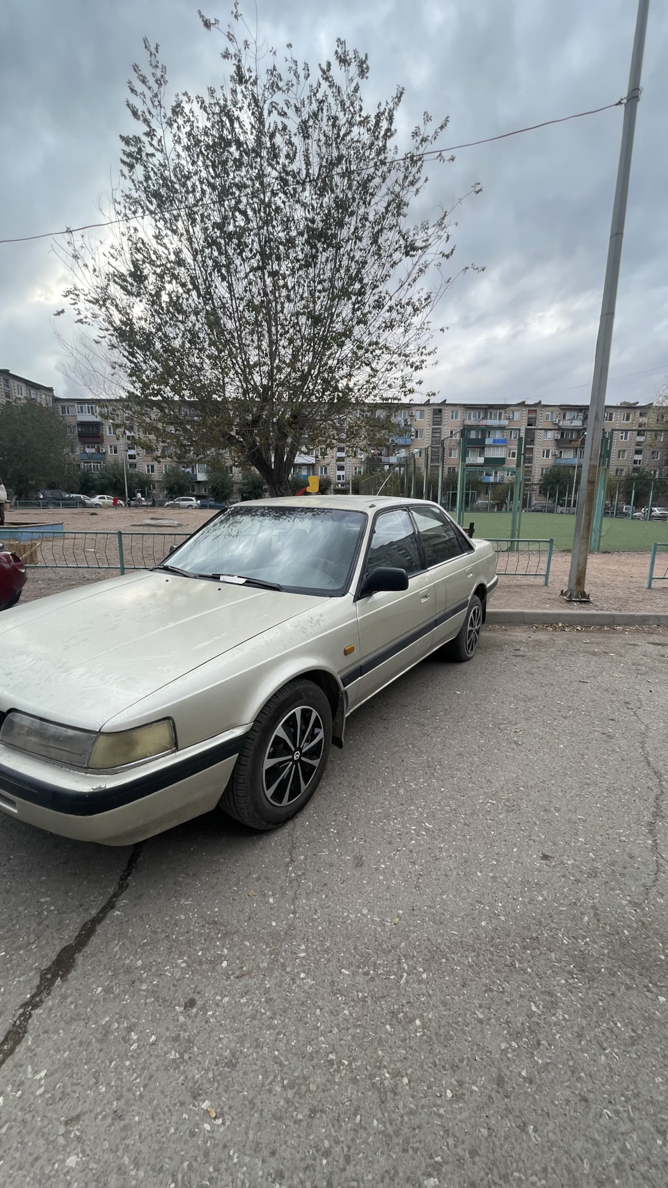 Колпачки)) — Mazda 626 III (GD), 2 л, 1991 года | просто так | DRIVE2
