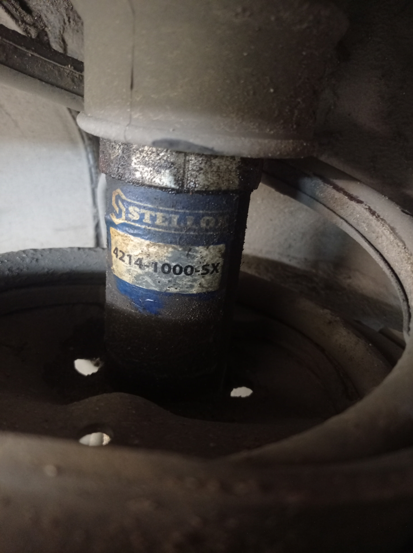 Передний ступичный подшипник, стойки и втулки стабилизатора. — Toyota ...