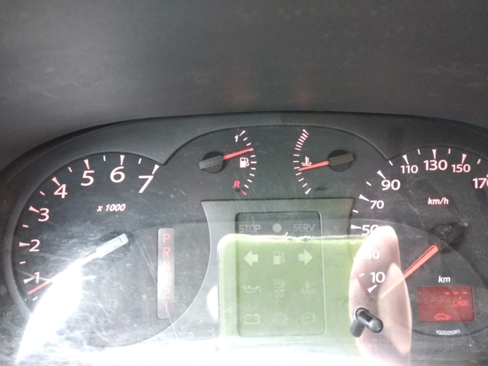 Замена термостата (173 т.к.) — Renault Symbol, 1,4 л, 2008 года ...