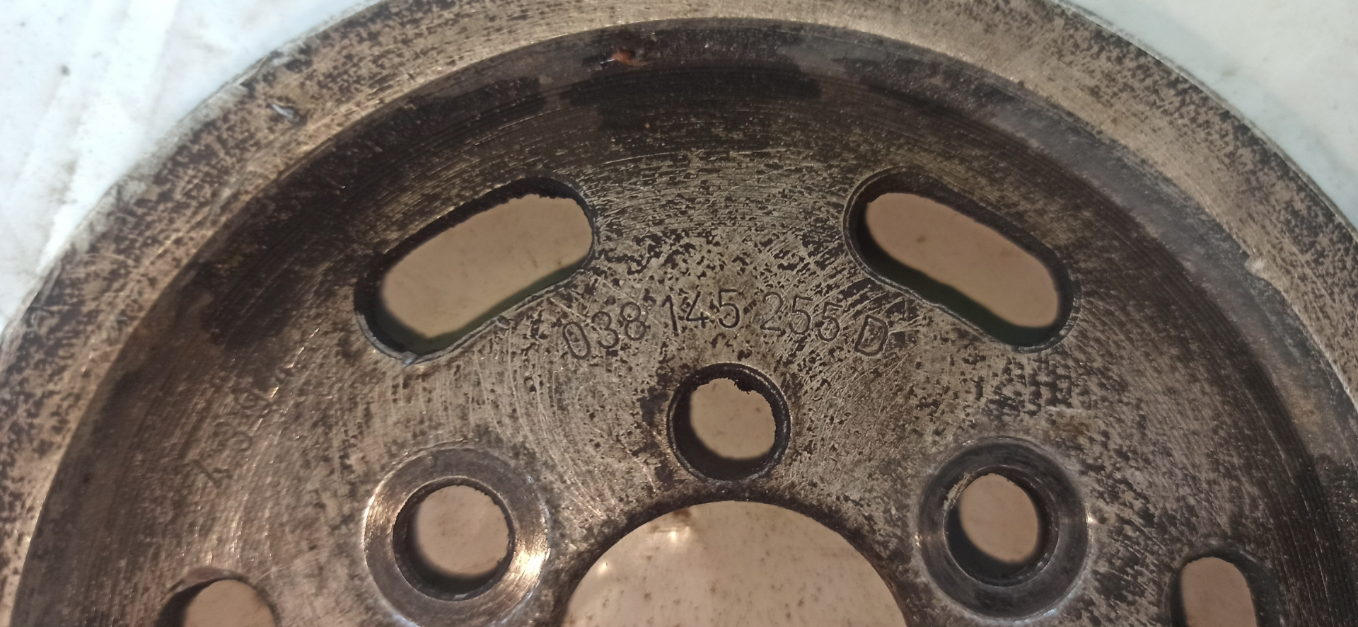 Борьба с писком приводного ремня или замена шкива ГУРа Passat B5 ...