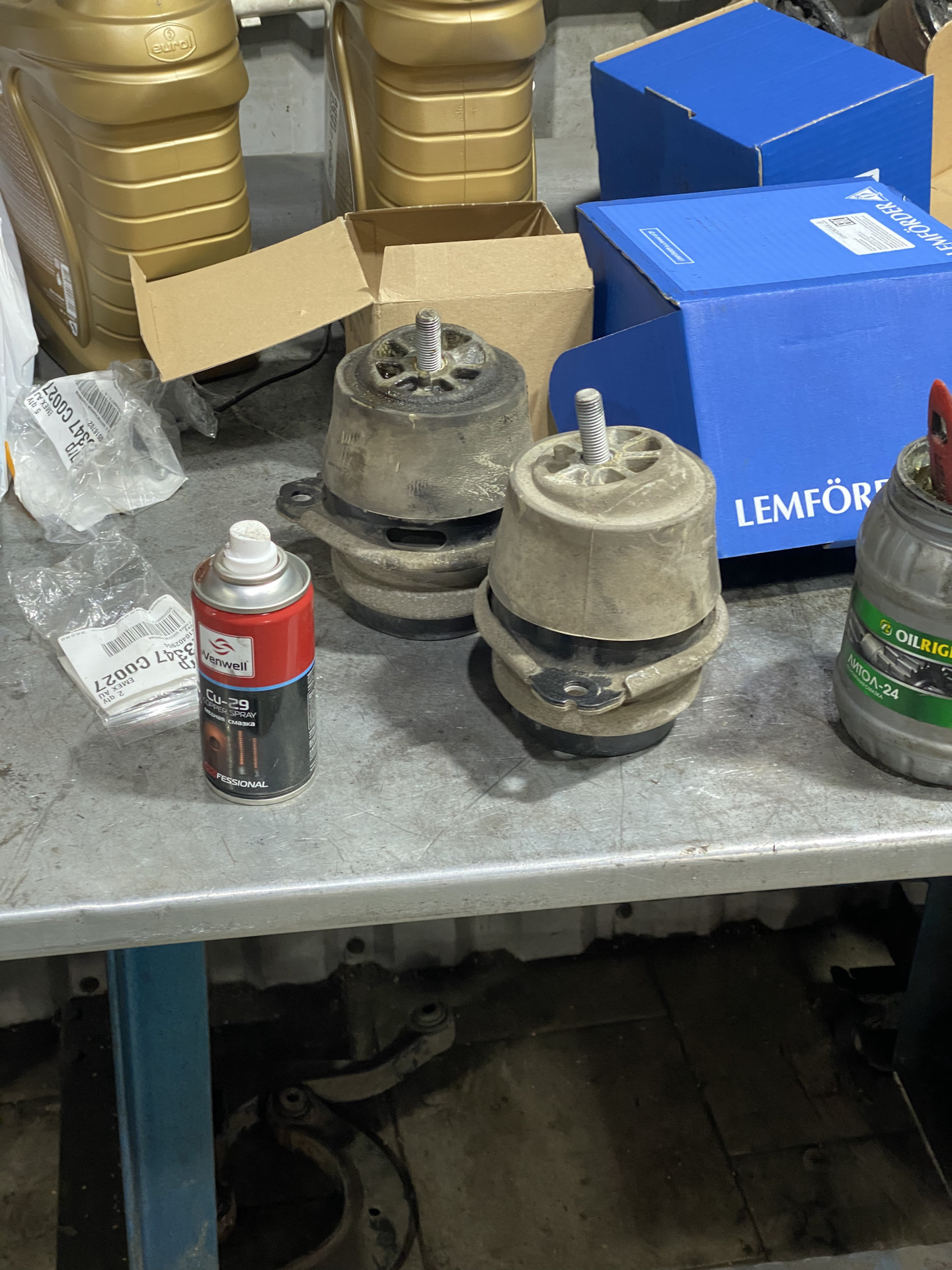 Подушки, фильтры, масло — Audi Q7 (1G), 3 л, 2008 года | визит на ...