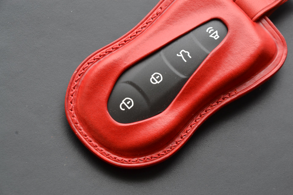 Чехол для ключа Geely Tugella Atlas из кожи ручной работы. на Geely ...
