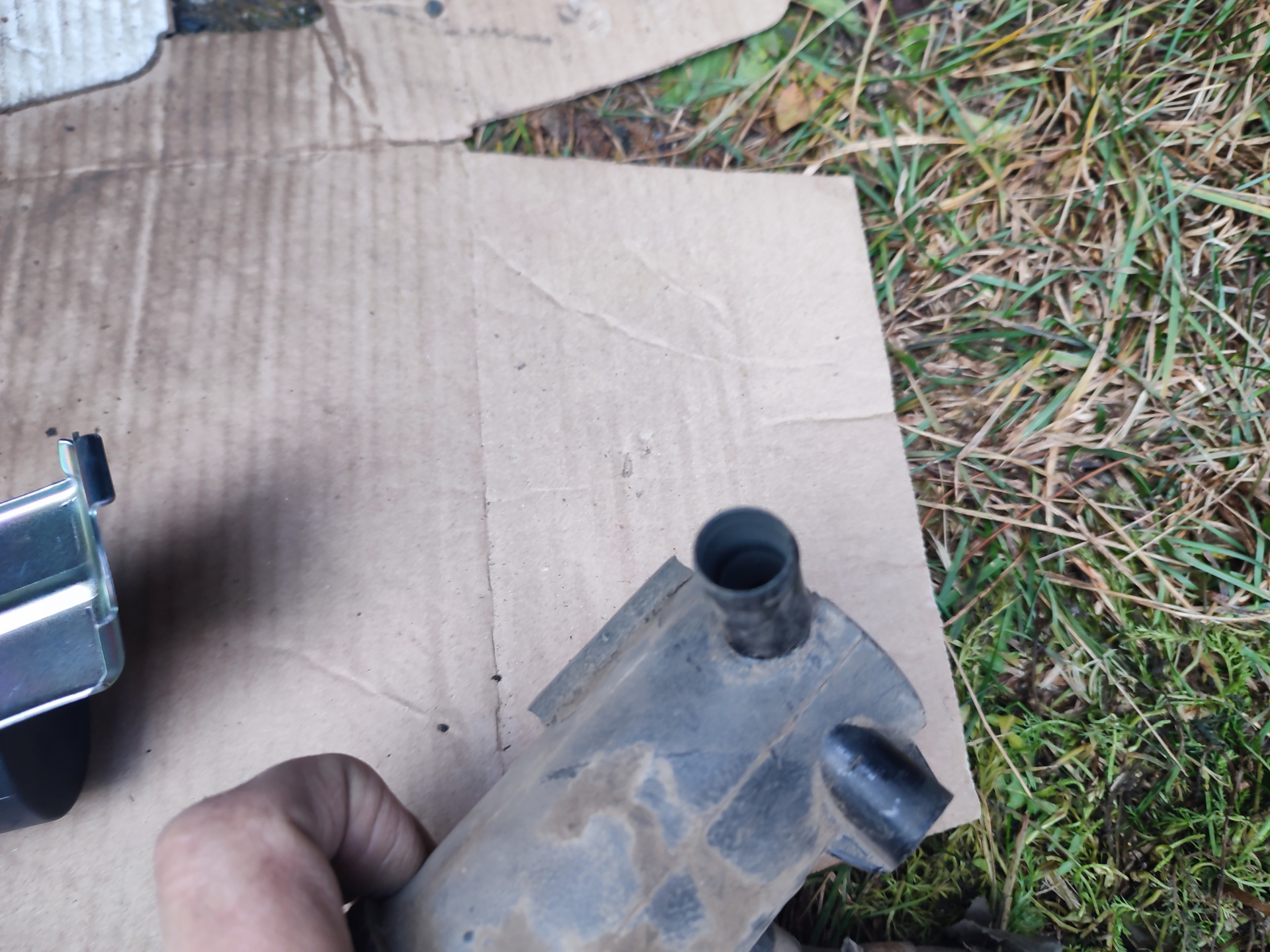 31184 D7000 фильтр вентиляции топливного бака — KIA Sportage (4G), 2 л ...