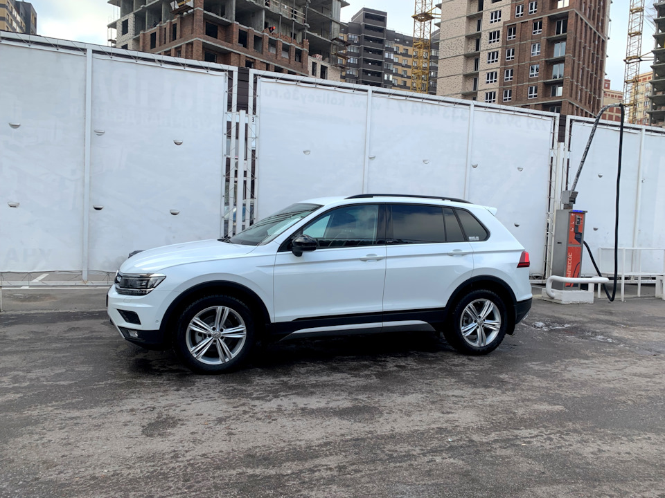 Кто куда, а мы на чистку — Volkswagen Tiguan (2G), 2 л, 2020 года | колёсные диски | DRIVE2