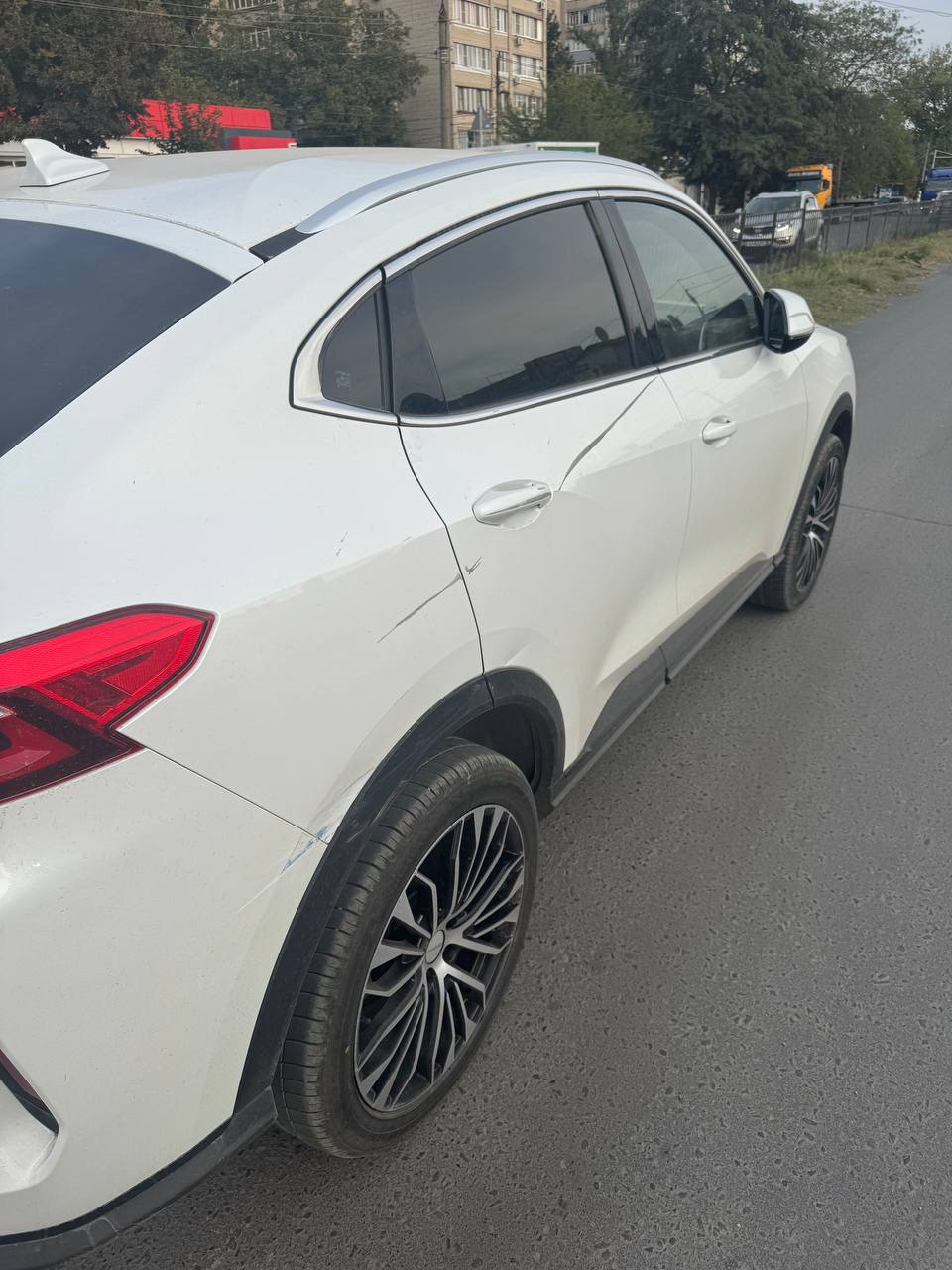 ДТП + Поиск молдинга — Haval F7x (1G), 1,5 л, 2023 года | ДТП | DRIVE2