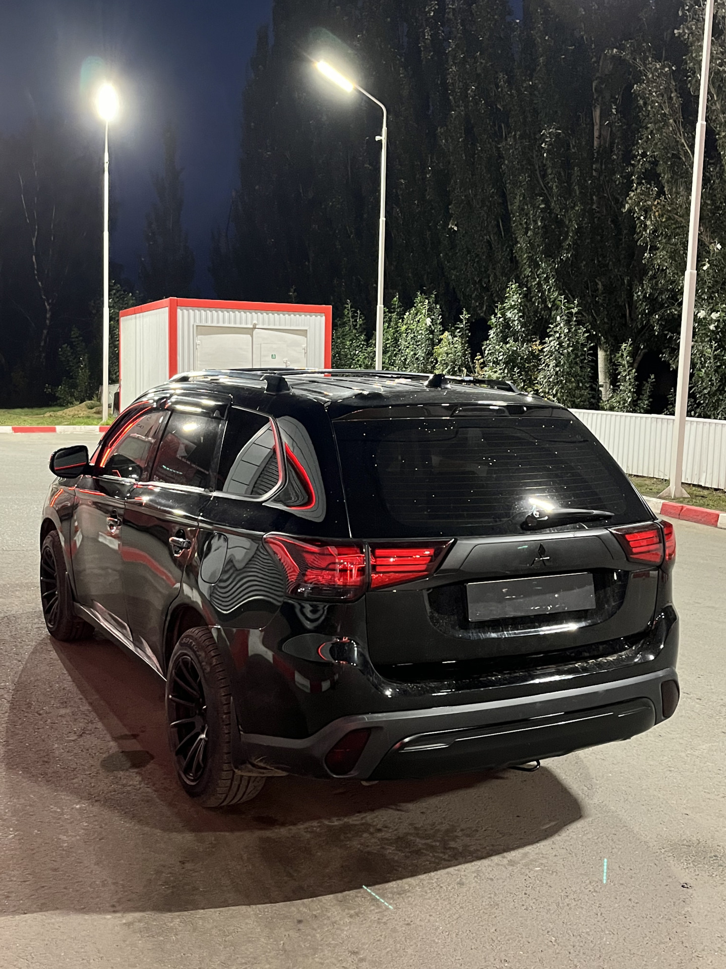 Задний бампер аутлендер 3 — Mitsubishi Outlander (3G), 2 л, 2013 года ...