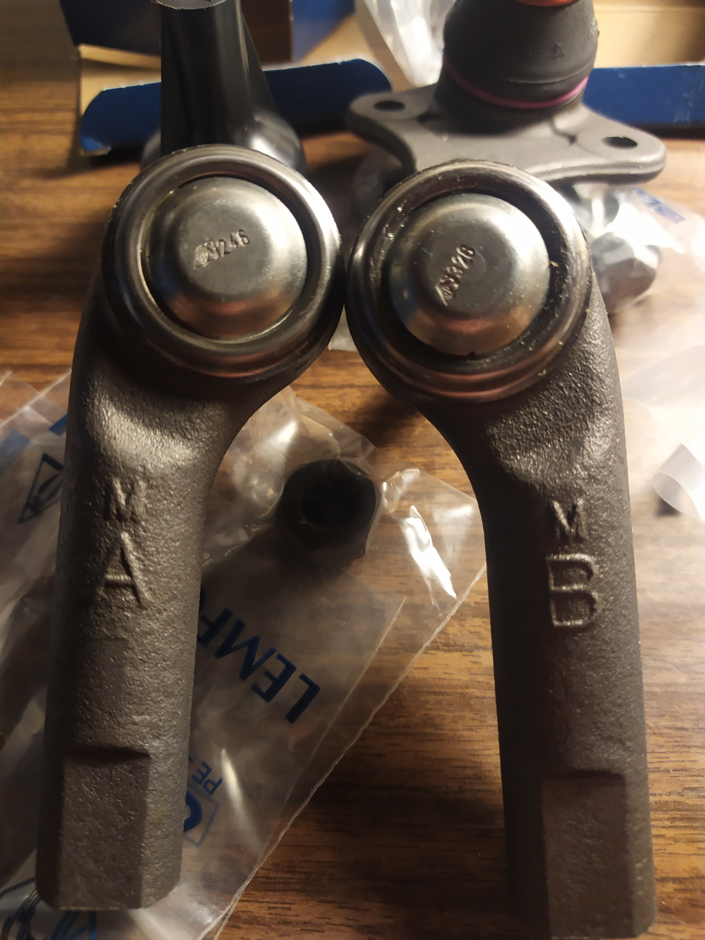 Ремонт передней подвески. — Volkswagen Golf Variant (Mk4), 2 л, 2001 ...