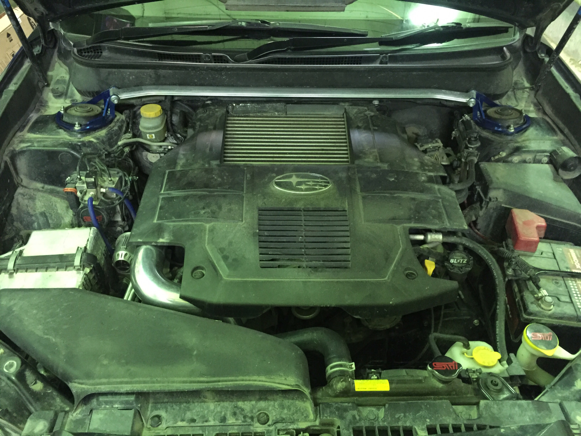 Распорка и алюминиевые пайпы — Subaru Legacy (BM/BR), 2,5 л, 2010 года ...