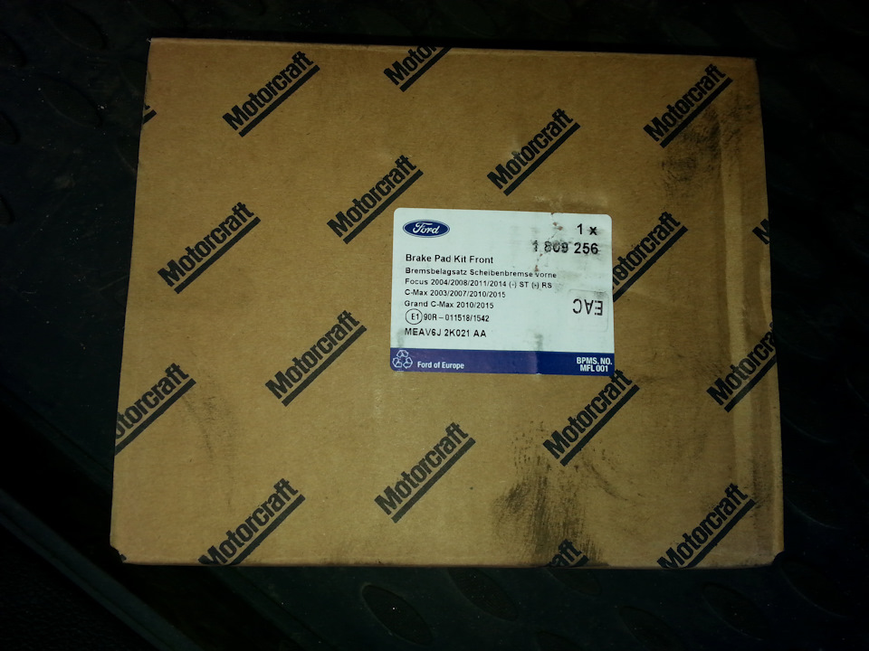 1809256 Колодки тормозные дисковые передние / Focus-II/III, C-MAX 1.6-2 ...