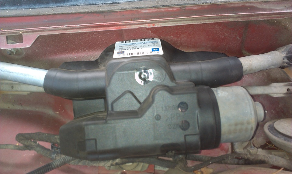 Замена подушки двигателя — Opel Astra H, 1,8 л, 2006 года | плановое ТО ...