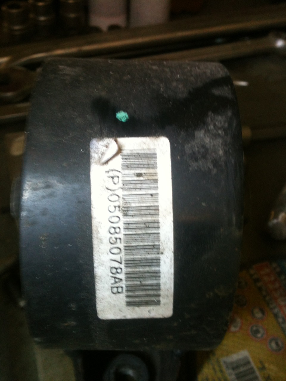 05085078AB Опора двигателя CHRYSLER | Запчасти на DRIVE2