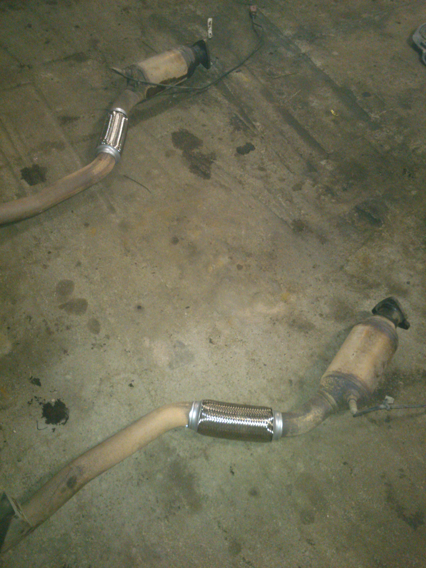 Замена гофры на выхлопной системе — Audi A6 Allroad quattro (C6), 3,2 л ...