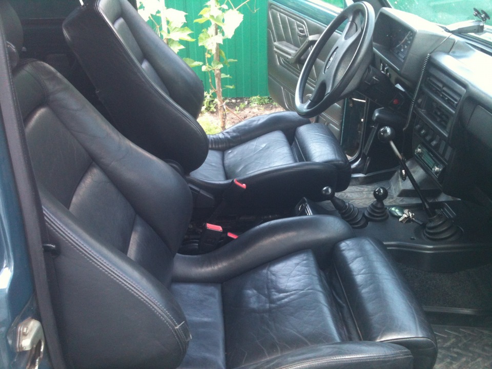 Recaro v Bullet — Lada 4x4 3D, 1,7 л, 2000 года | тюнинг | DRIVE2