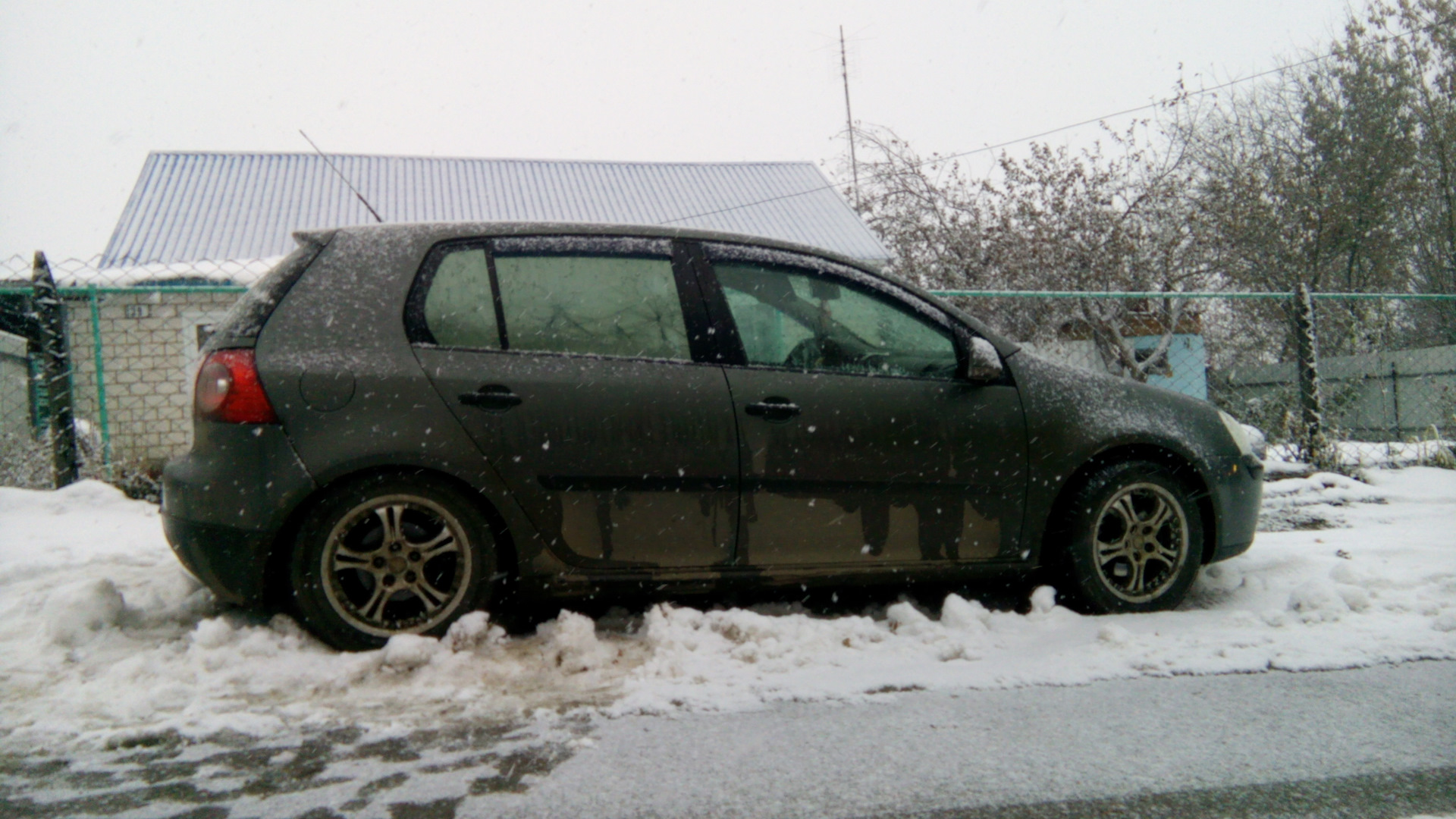 Новый аккумулятор — Volkswagen Golf Mk5, 1,6 л, 2006 года | электроника ...