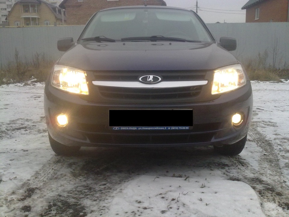 Поставил ПТФ — Lada Гранта (1G), 1,6 л, 2013 года | тюнинг | DRIVE2