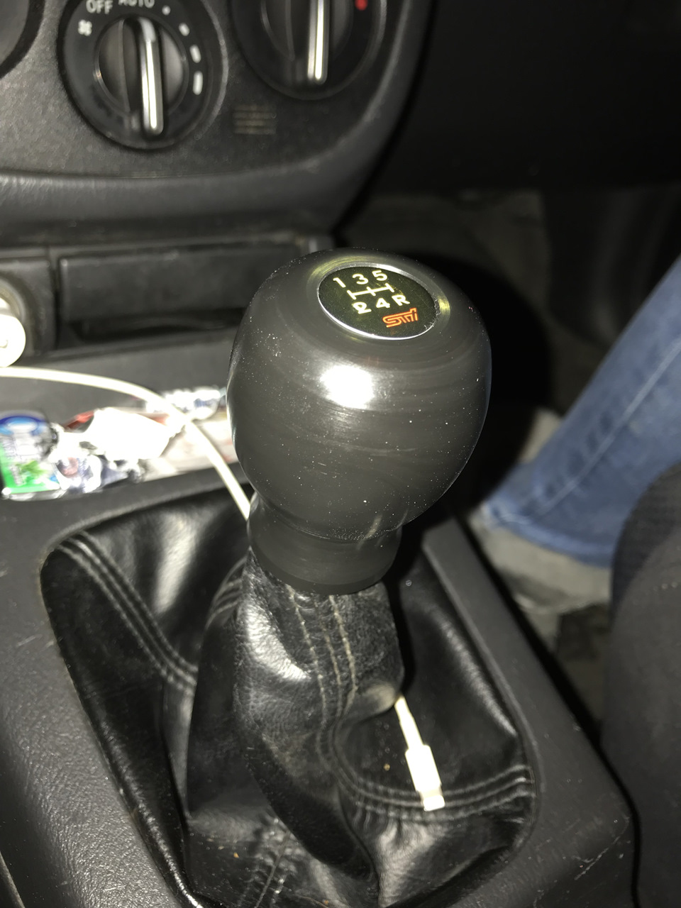 1K0121367F Кронштейн VAG | Запчасти на DRIVE2