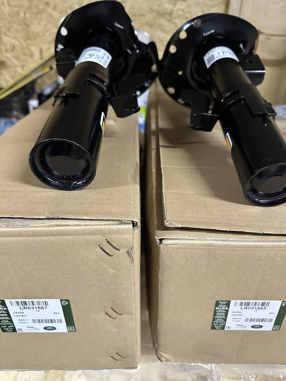 Замена амортизаторов передних, пружин, рулевых тяг — Land Rover ...