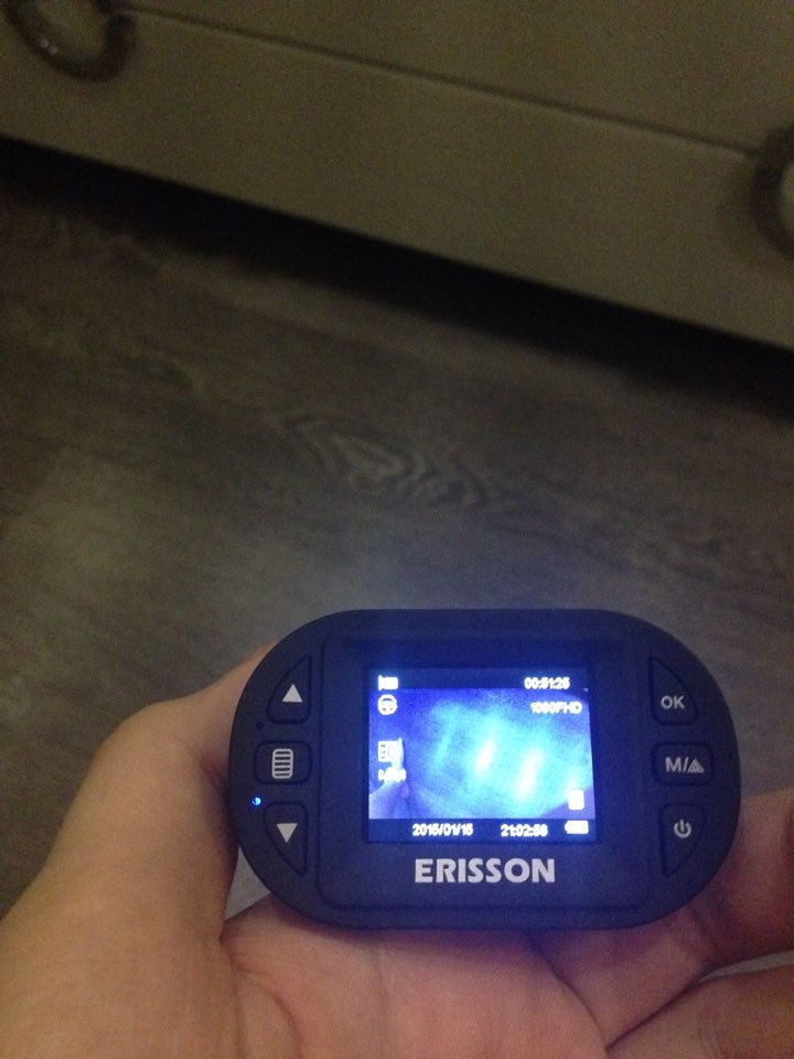 Регистратор ERISSON VR-SF111 — Volkswagen Amarok, 2 л, 2014 года | аксессуары | DRIVE2