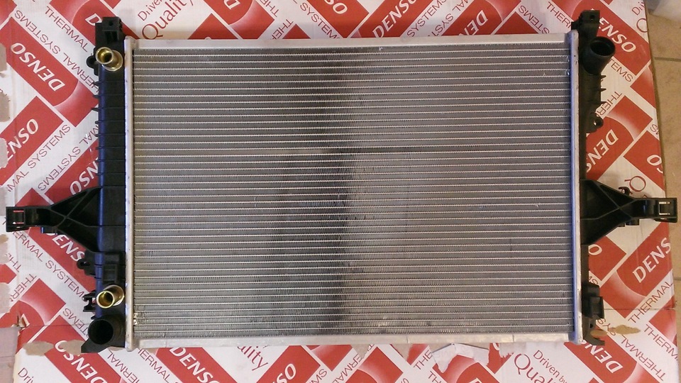 Слетает патрубок радиатора (верхний) Часть 3 — Volvo S80 (1G), 2,4 л ...