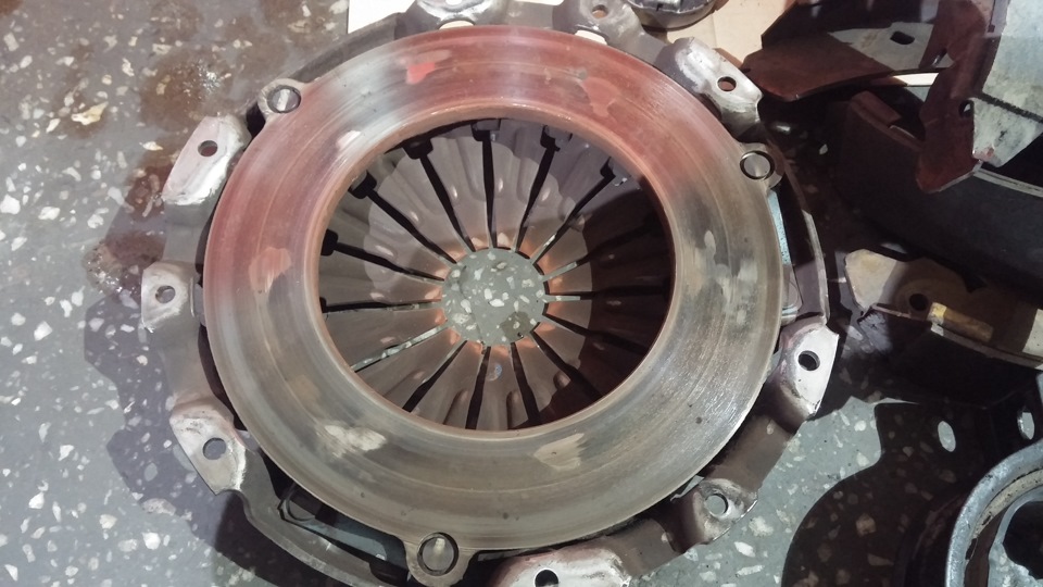 заменил сцепление и тормозные колодки — Mitsubishi L200 (4G), 2,5 л ...