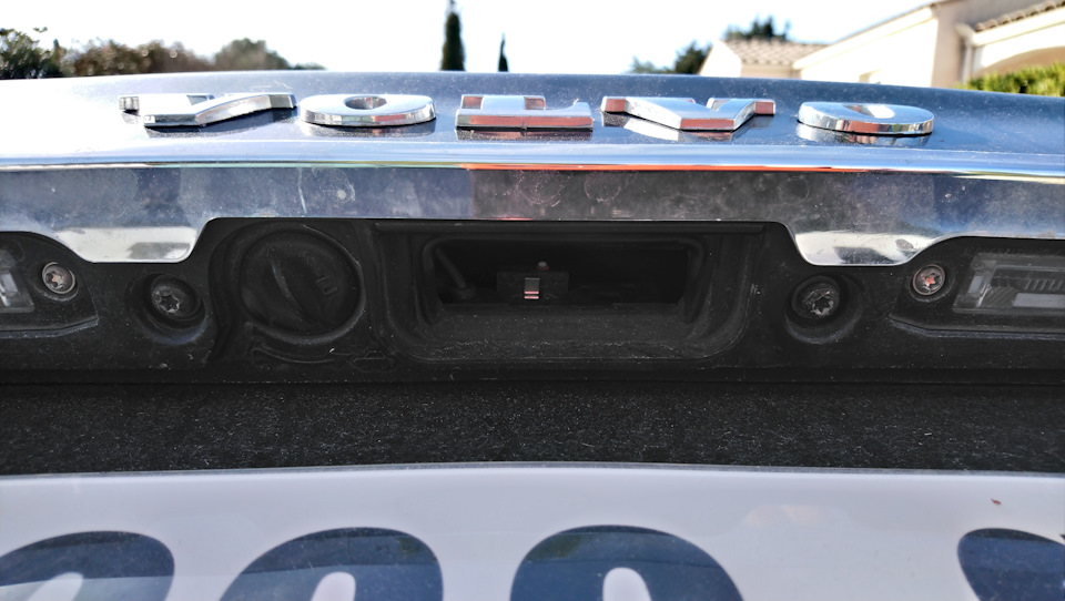 Замена кнопки багажника… — Volvo S80 (2G), 2,4 л, 2007 года | визит на ...