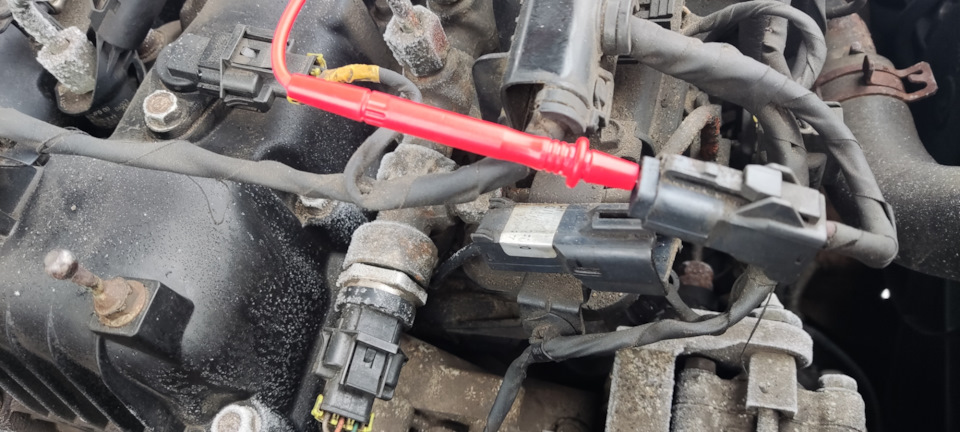 Заменил свечи D4HB 367102F101 — Hyundai Santa Fe (2G), 2,2 л, 2010 года ...