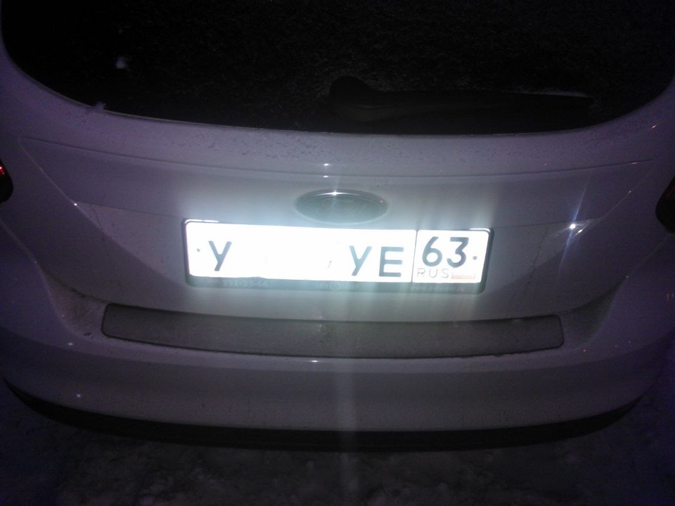 Пленка на номера — Ford Focus Hatchback III, 1,6 л, 2011 года ...