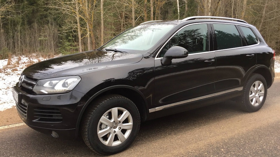 Пост для себя с расходниками для ТО — Volkswagen Touareg (2G), 3 л ...