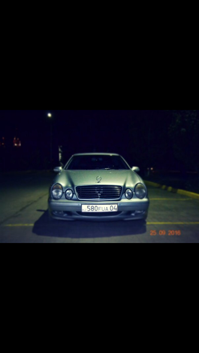 С фотосессии mb club aktobe — Mercedes-Benz CLK (W208), 3,2 л, 2000 года | фотография | DRIVE2