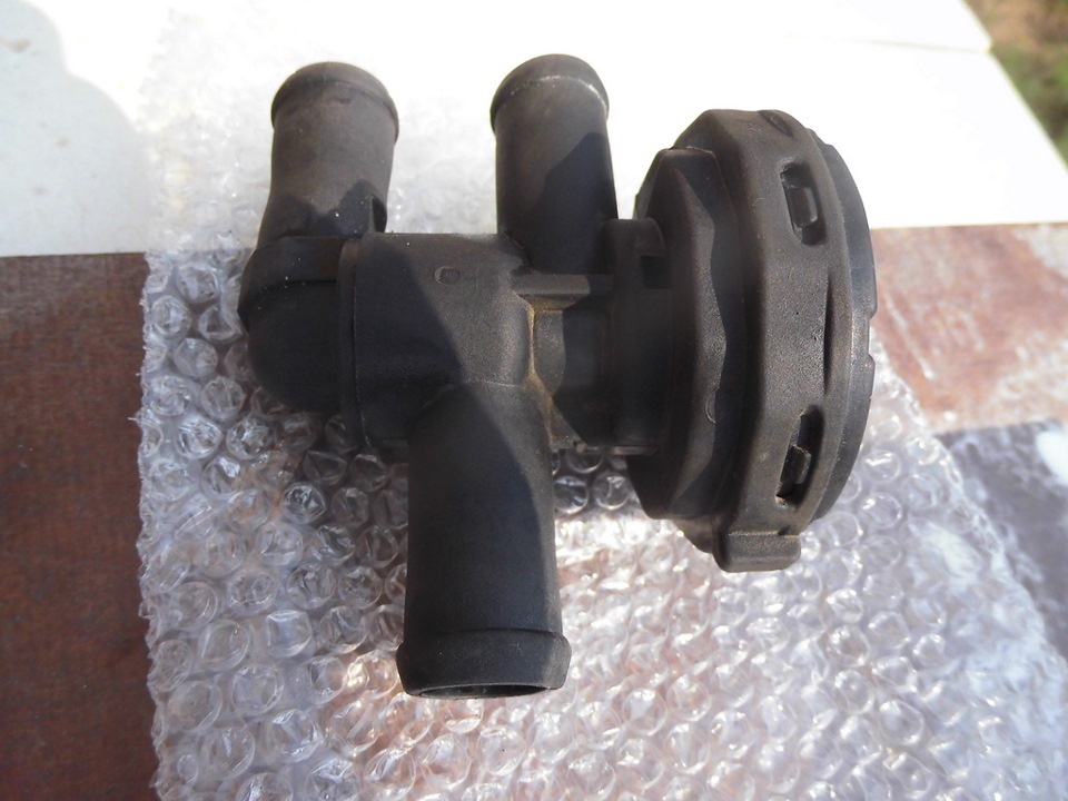 Шаровая, колодки и Клапан охлаждающей жидкости. — Saab 9-5 (1G), 2,3 л ...