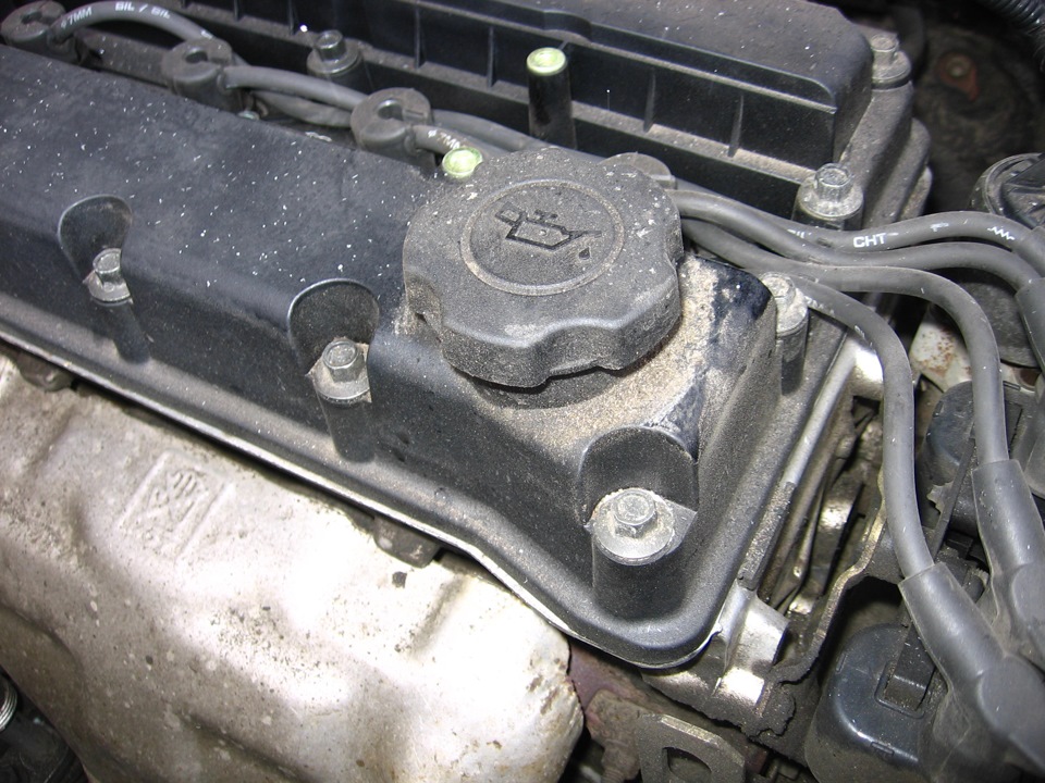 Осмотр клапанной крышки, провода и фильтры — Chevrolet Lacetti SW, 1,6 ...