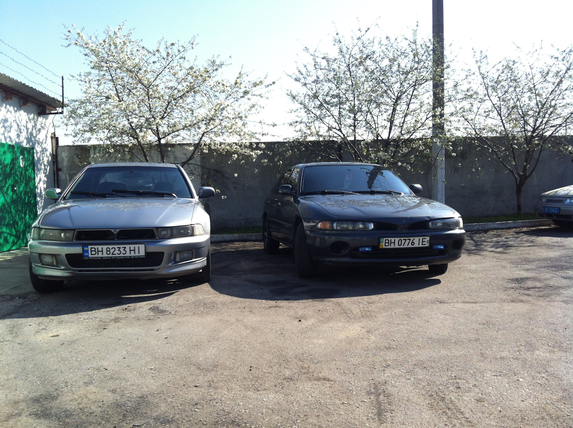 Нас становится больше))))) — Mitsubishi Galant (7G), 1,8 л, 1993 года ...