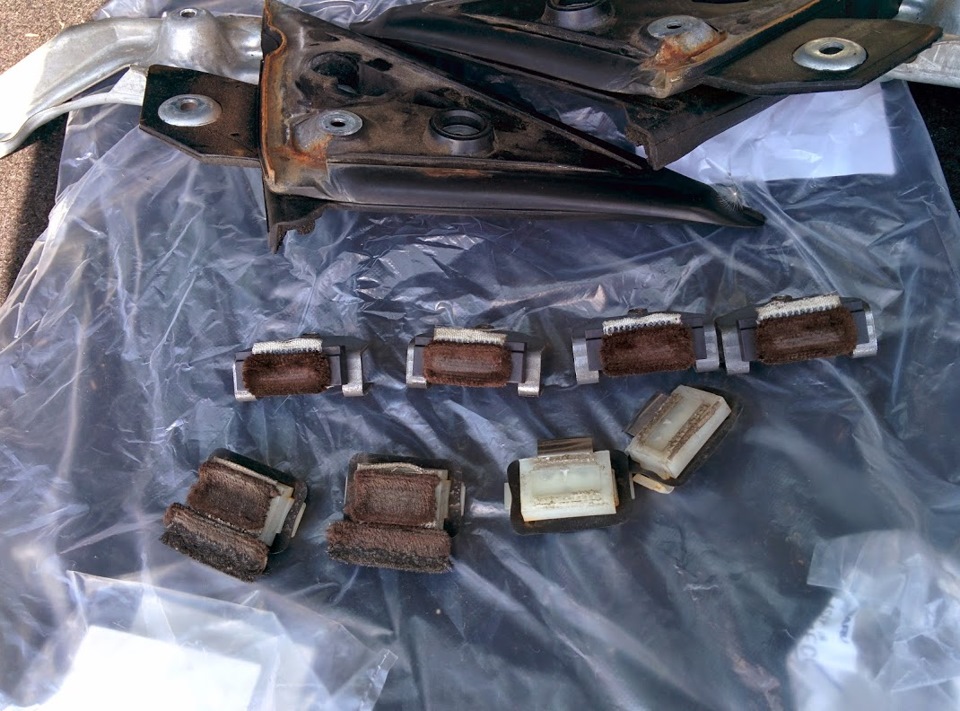 Замена стабилизаторов стекол и регулировка — Subaru Forester (SG), 2 л ...