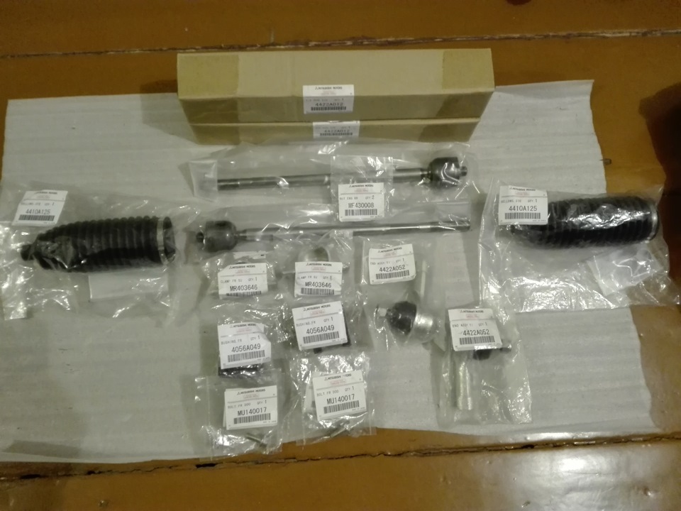 Ремонт рулевого управления. — Mitsubishi Lancer X, 1,8 л, 2008 года ...