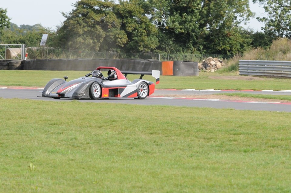 15 Сентября 2013 — SNETTERTON CIRCUIT, TRACK DAY 4 — Radical SR3 RS, 1 ...