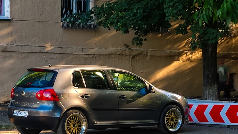 Volkswagen Golf Mk5 1.6 бензиновый 2008 | RAT на DRIVE2