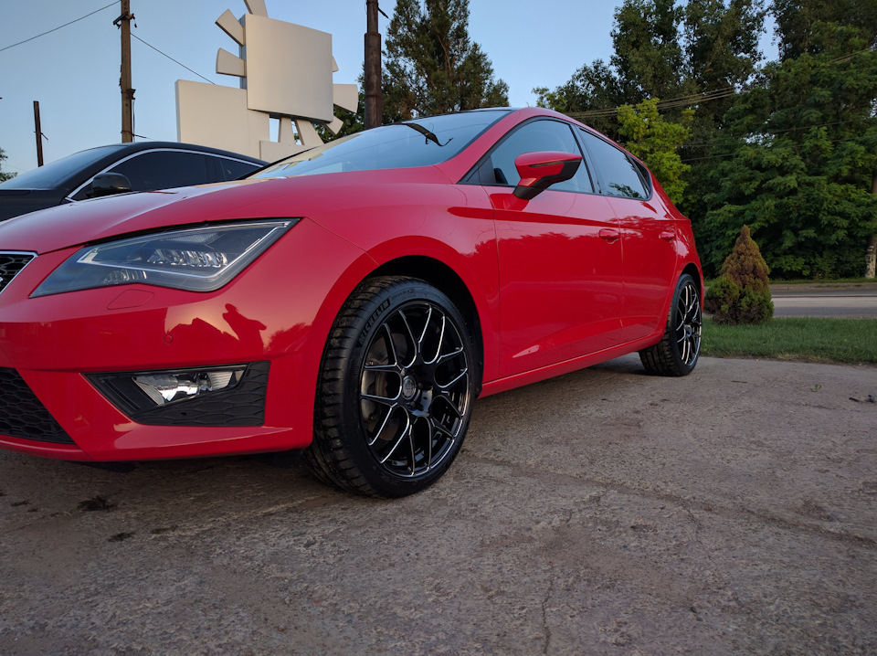 Cades Bern на Seat Leon FR — Wheels Boutique Ukraine на DRIVE2