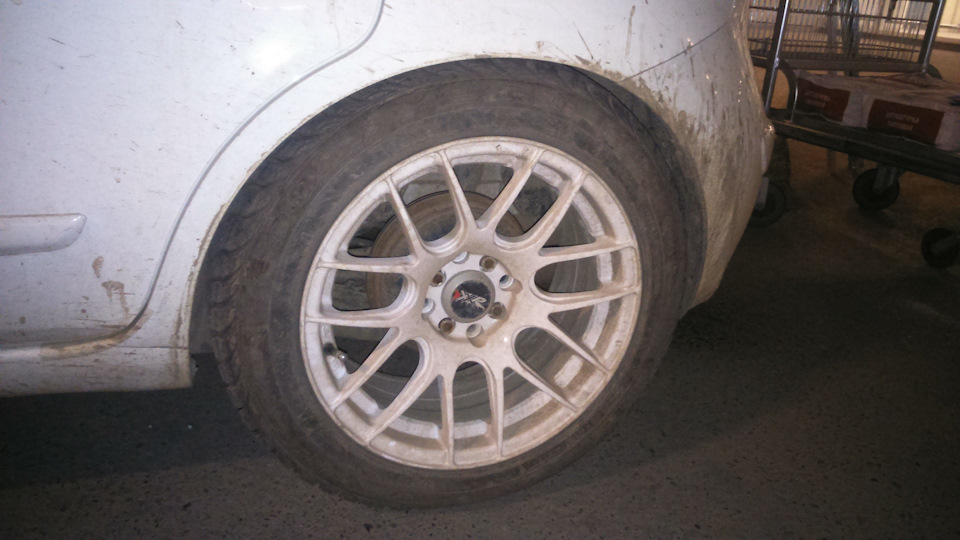XXR будут R-16 — Nissan Almera I (N15), 1,4 л., 1997 года | колёсные ...