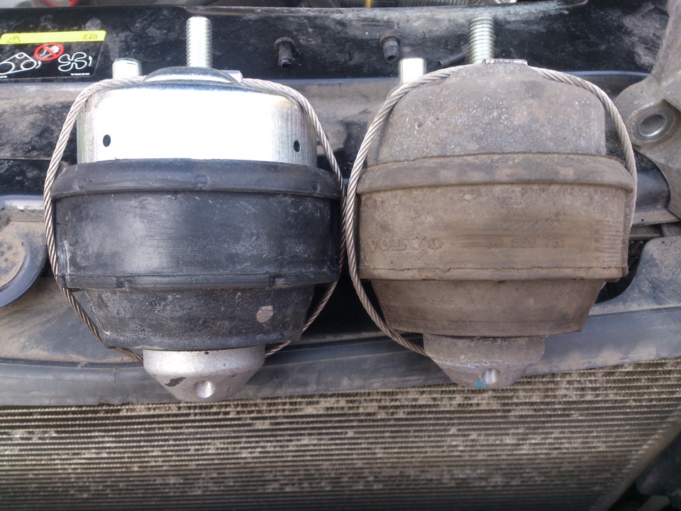замена передней подушки двигателя (гидроопоры) — Volvo XC90 (1G), 2,4 л ...