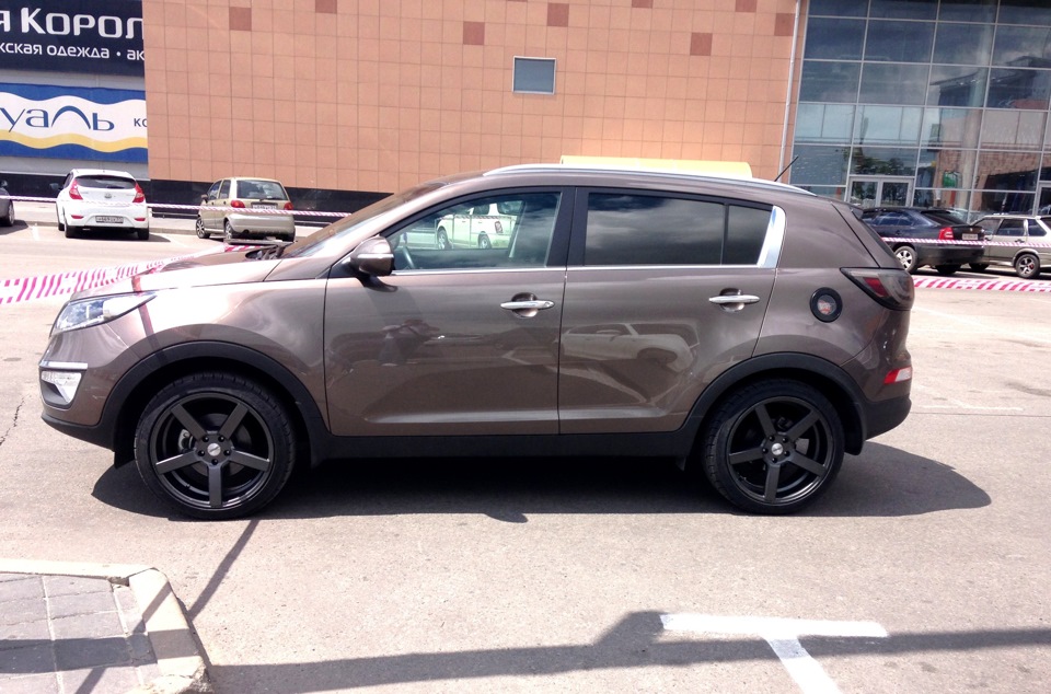 Колеса R19 — KIA Sportage (3G), 2 л, 2013 года | колёсные диски | DRIVE2