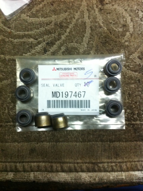 MD197467 Сальник штока клапана Mitsubishi | Запчасти на DRIVE2