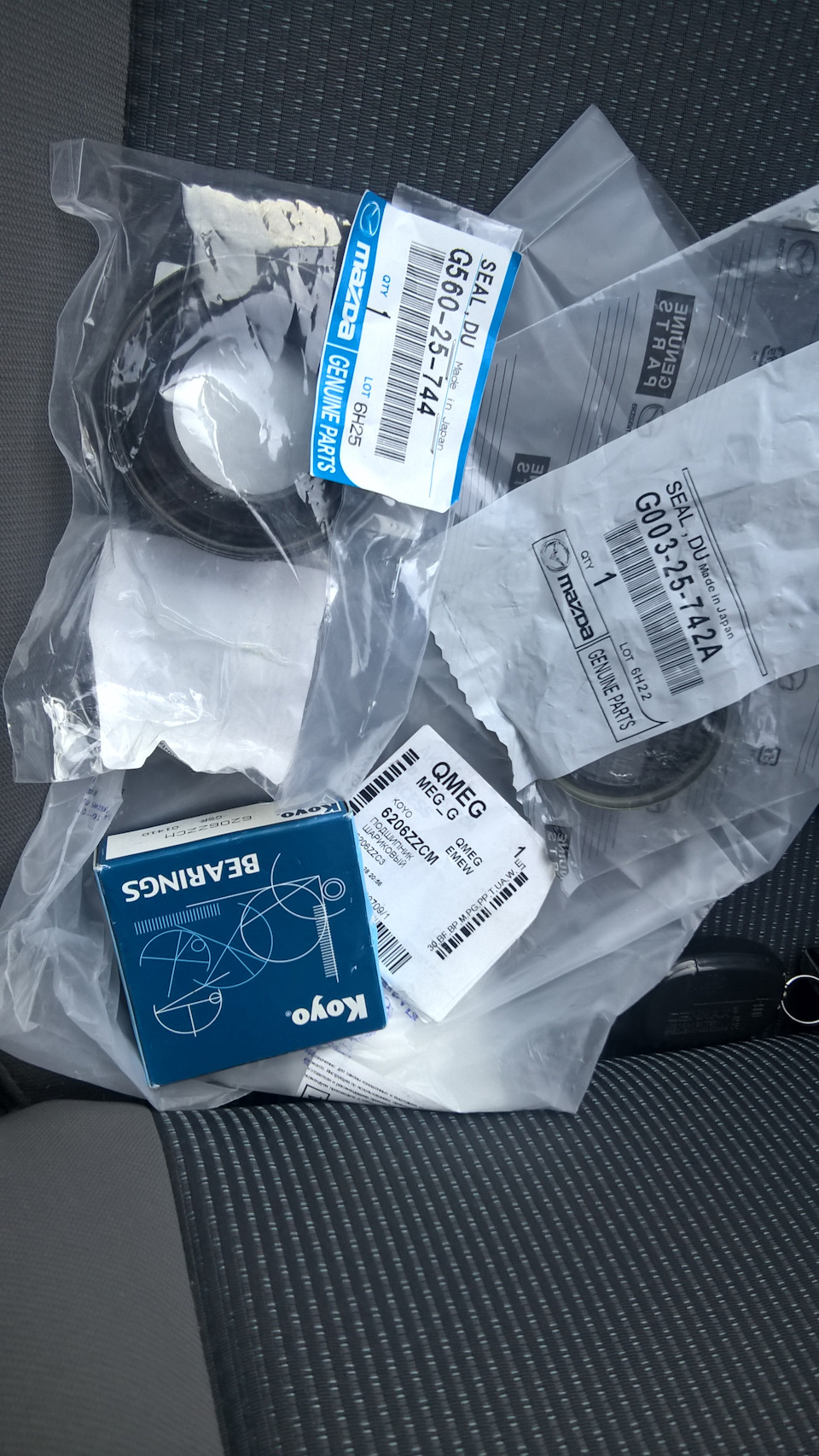 Замена подвесного подшипника — Mazda 3 (1G) BK, 1,6 л, 2007 года ...