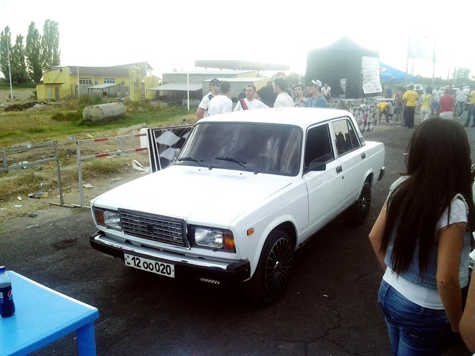 7000 ОБОРОТОВ ДВИГАТЕЛЬ И DRAG RACING STR CLUB ARMENIA — Lada 21074, 1 ...
