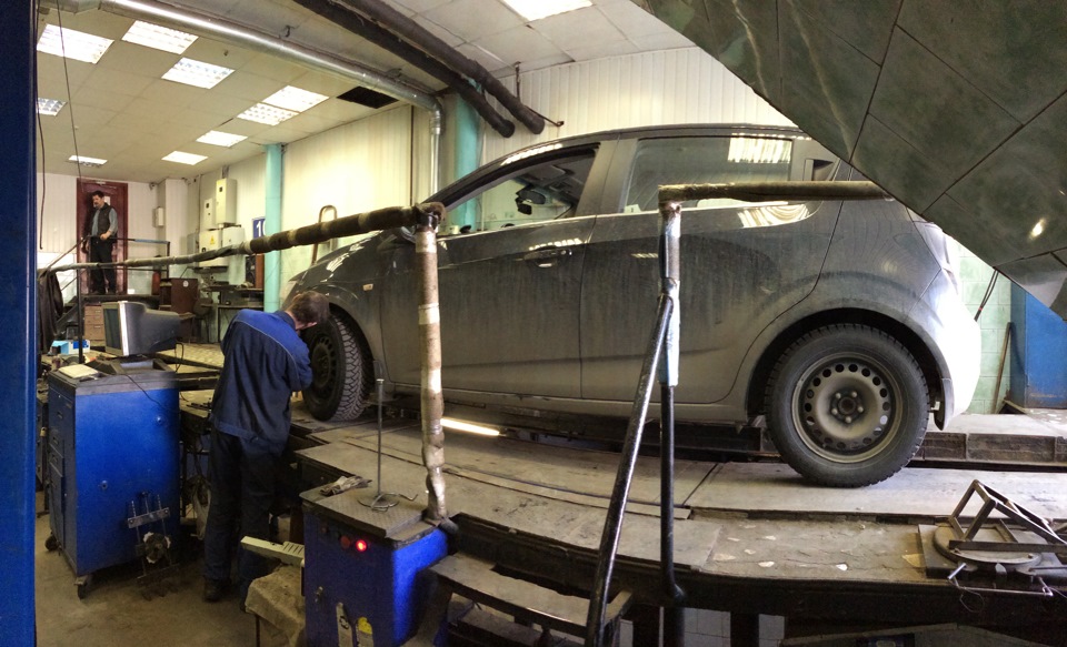 Колеса и свет — Chevrolet Aveo 5-door (2G), 1,6 л, 2012 года | визит на ...