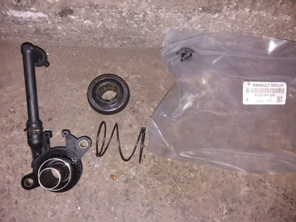 306206822R Подшипник выжимной с цилиндром сцепления Рено RENAULT ...